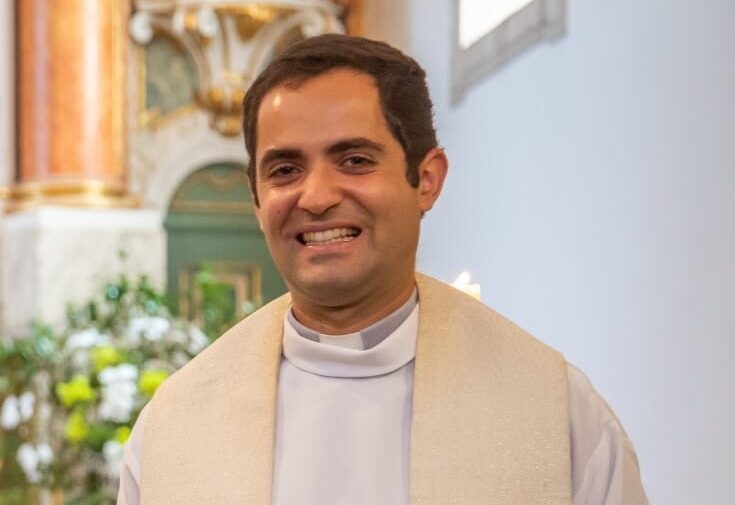 Paróquias de Alcobaça e Vestiaria têm novo padre - Região de Cister